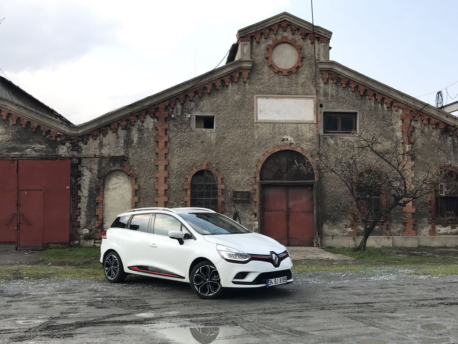 Renault Clio Sport Tourer yorum Clio testi otostil dergisi